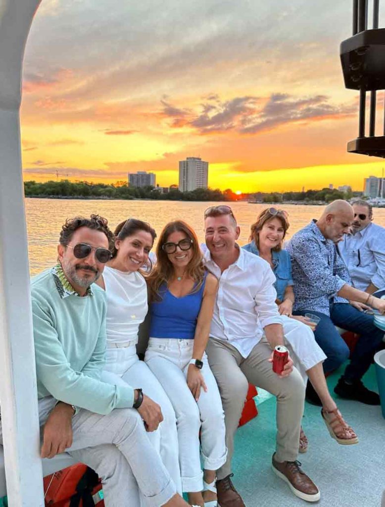 AquaLounge Yacht Charters – Toronto and Port Credit Yacht Charter